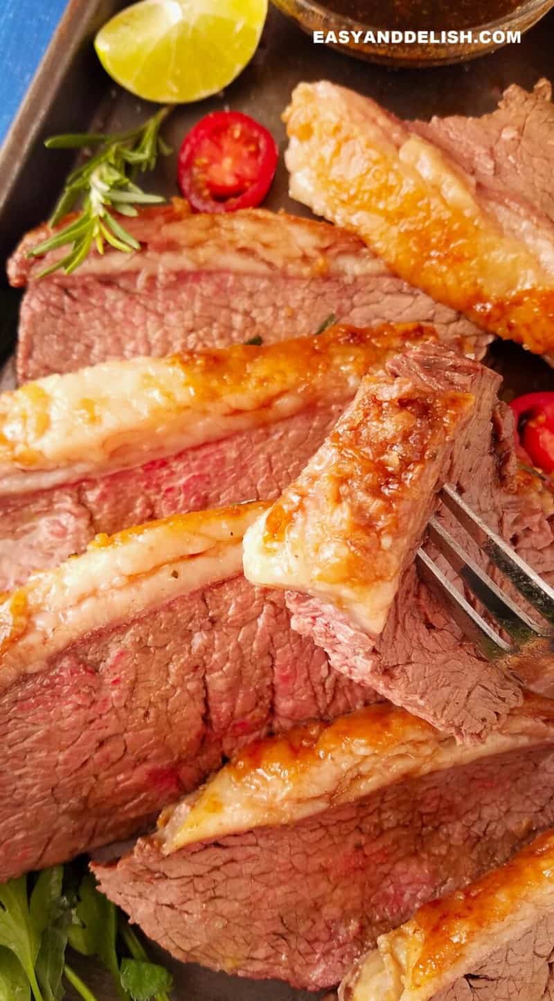 Picanha Roast: Tender & Juicy (with Video) - Easy and Delish