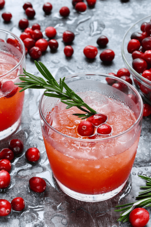 Sparkling Cranberry Cocktail - Easy and Delish