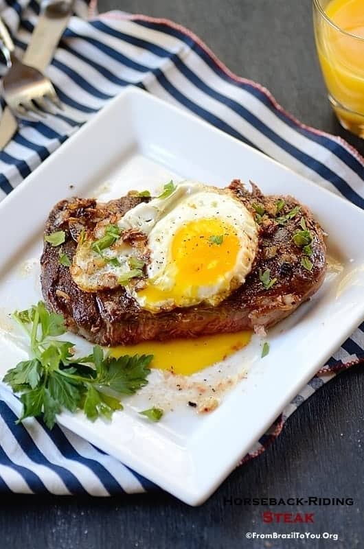 Bife à Cavalo (Horseback-Riding Steak) - Easy and Delish
