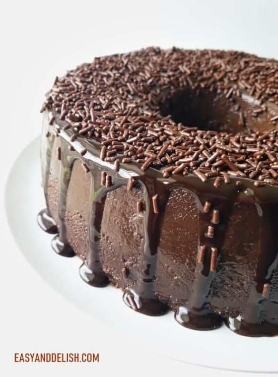 Brigadeirao (Brazilian Chocolate Fudge Flan) - Easy and Delish