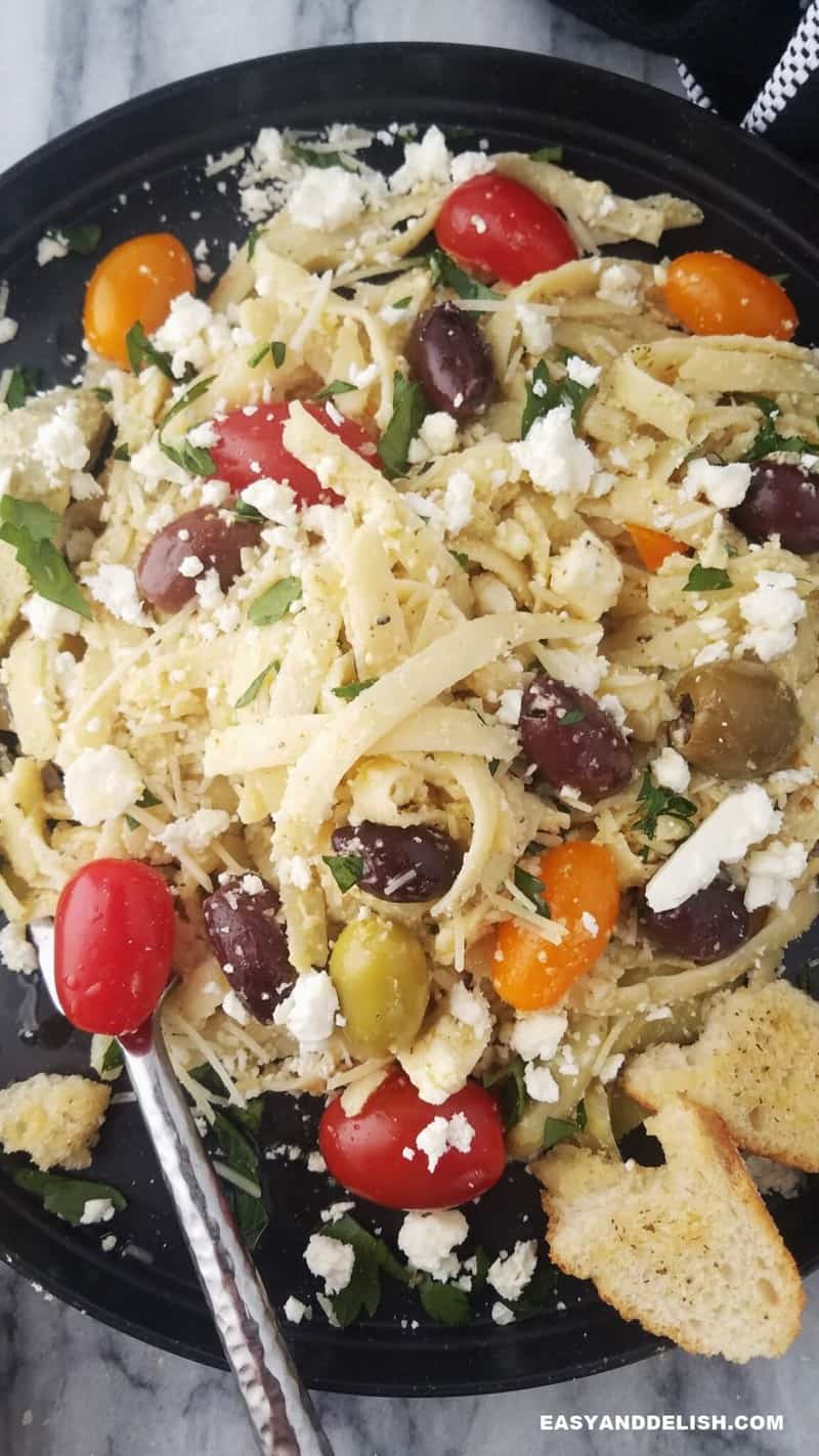 Mediterranean Pasta (in 15 Minutes) - Easy and Delish