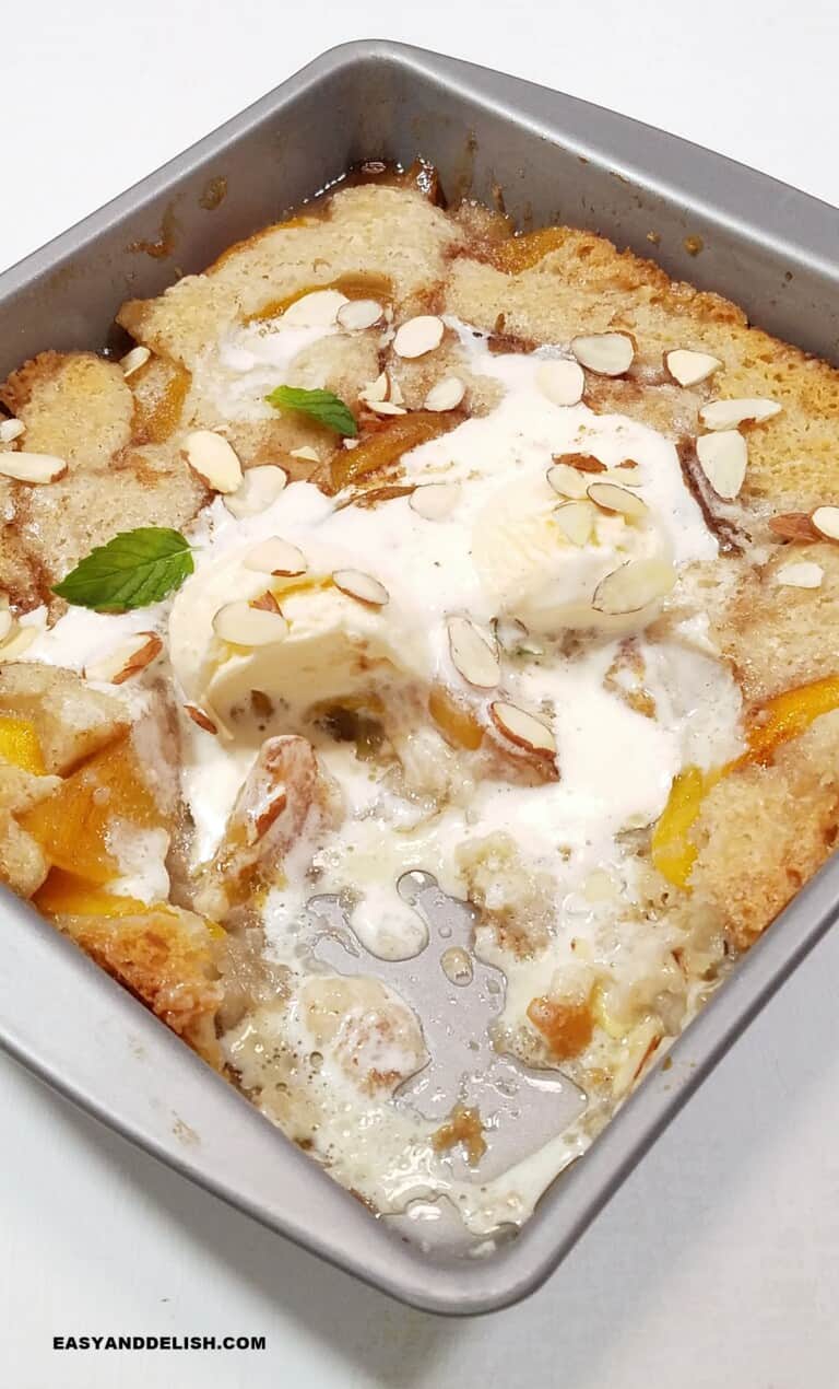 Lazy Man's Peach Cobbler - Easy and Delish